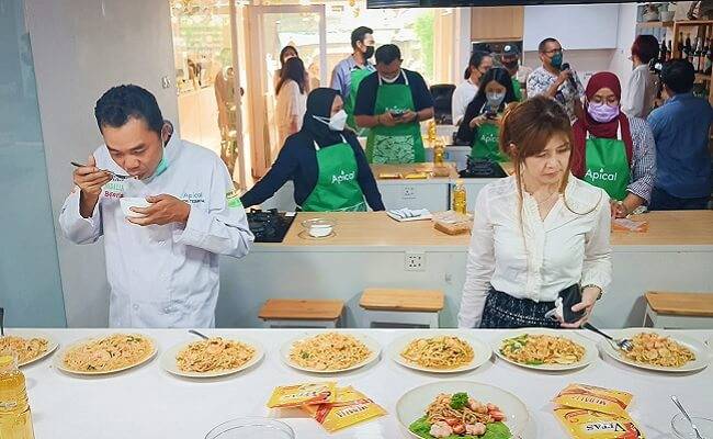 Apical Group Edukasi Penggunaan Minyak Goreng Sawit Secara Sehat